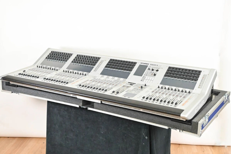 KitPlus | For Sale: Studer Vista 5 M3 Digital Mixing Console with Meter ...